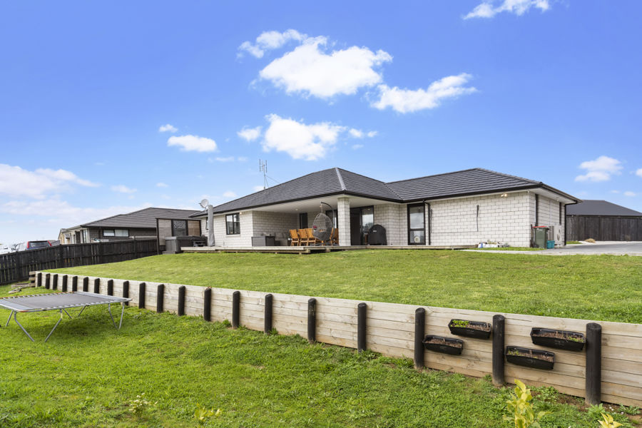 10 Culverwell Crescent, Pokeno > RE/MAX Stars